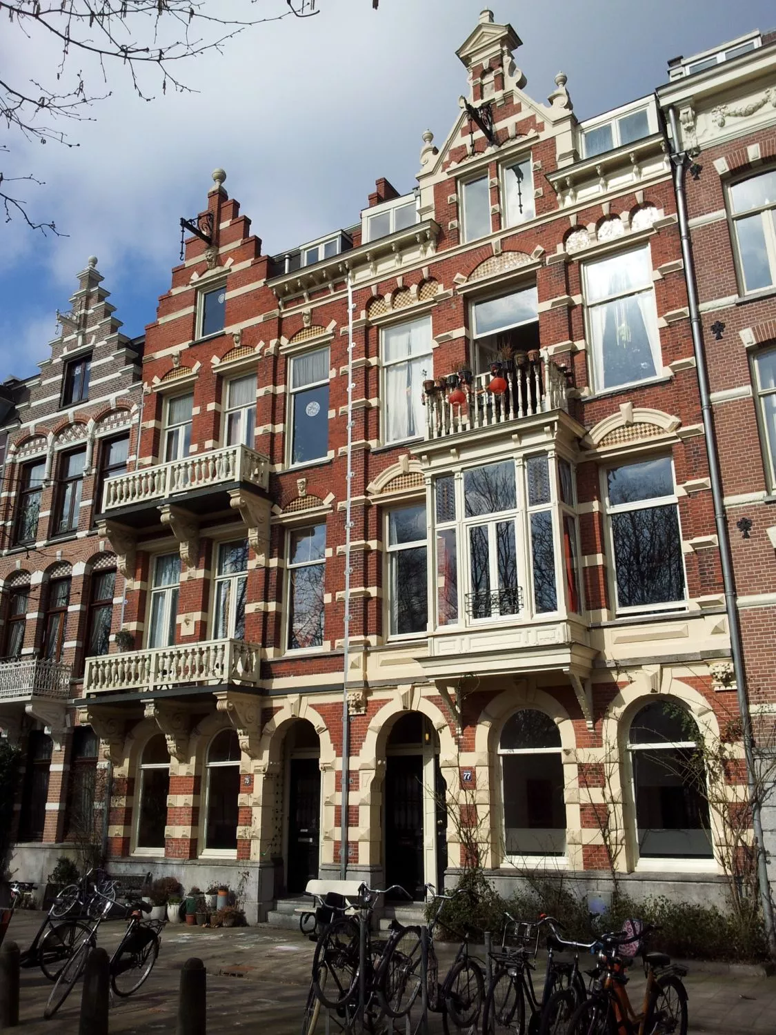 Sarphatipark 75-77 - Amsterdam op de kaart